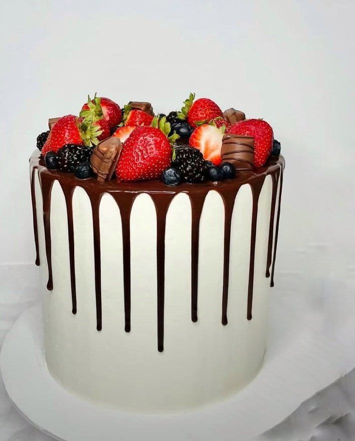 Chocolate Drip Drop 101 - Cake Delivery in Lagos - Zuzu's Delights